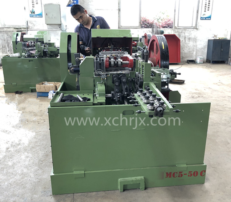 2 Die 2 Blow Multistation Cold Heading Machine/Screw Making Machine